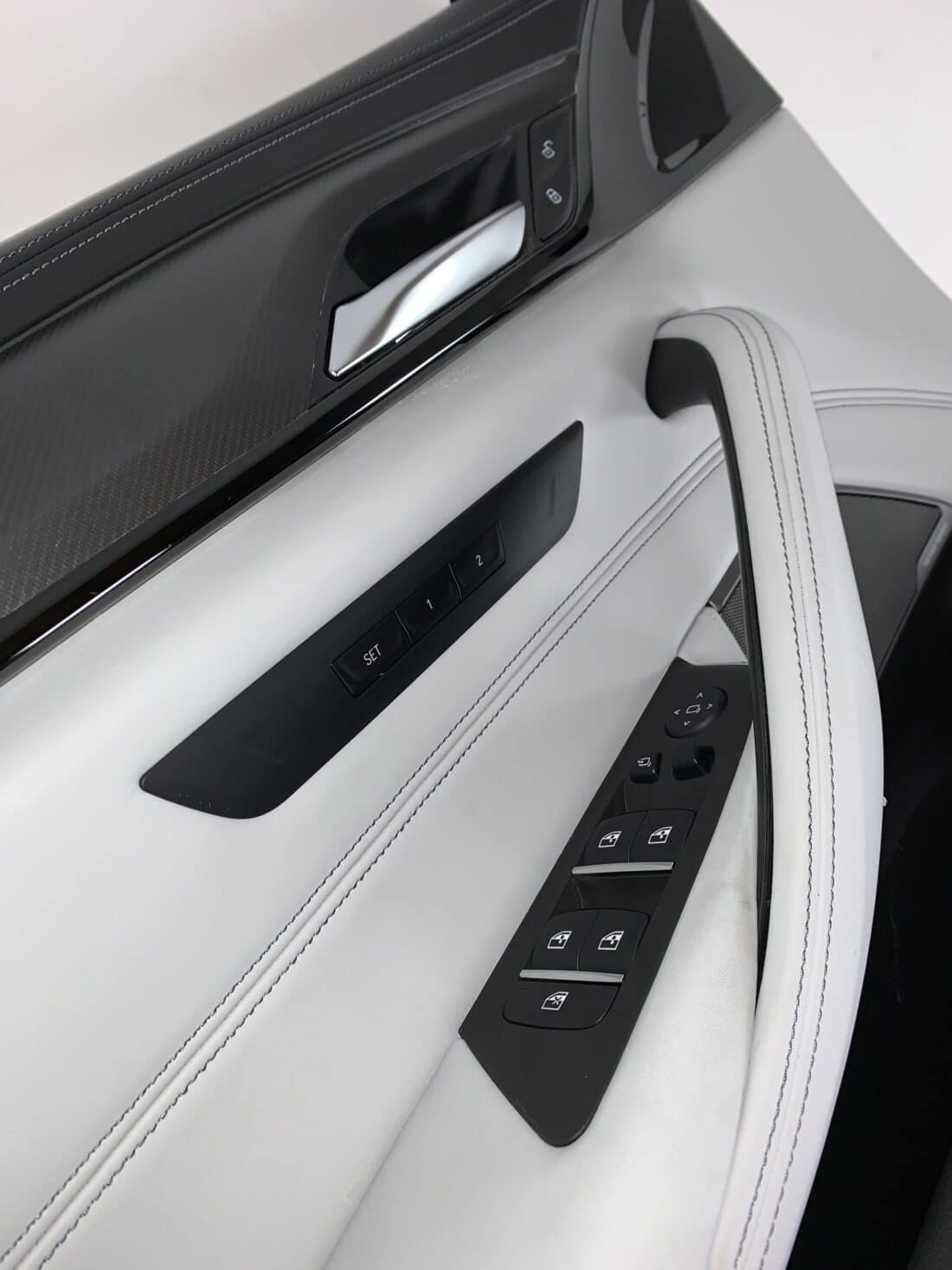 Rear seat and door panels BMW M5 (F90) Leather Silverstone order online ...