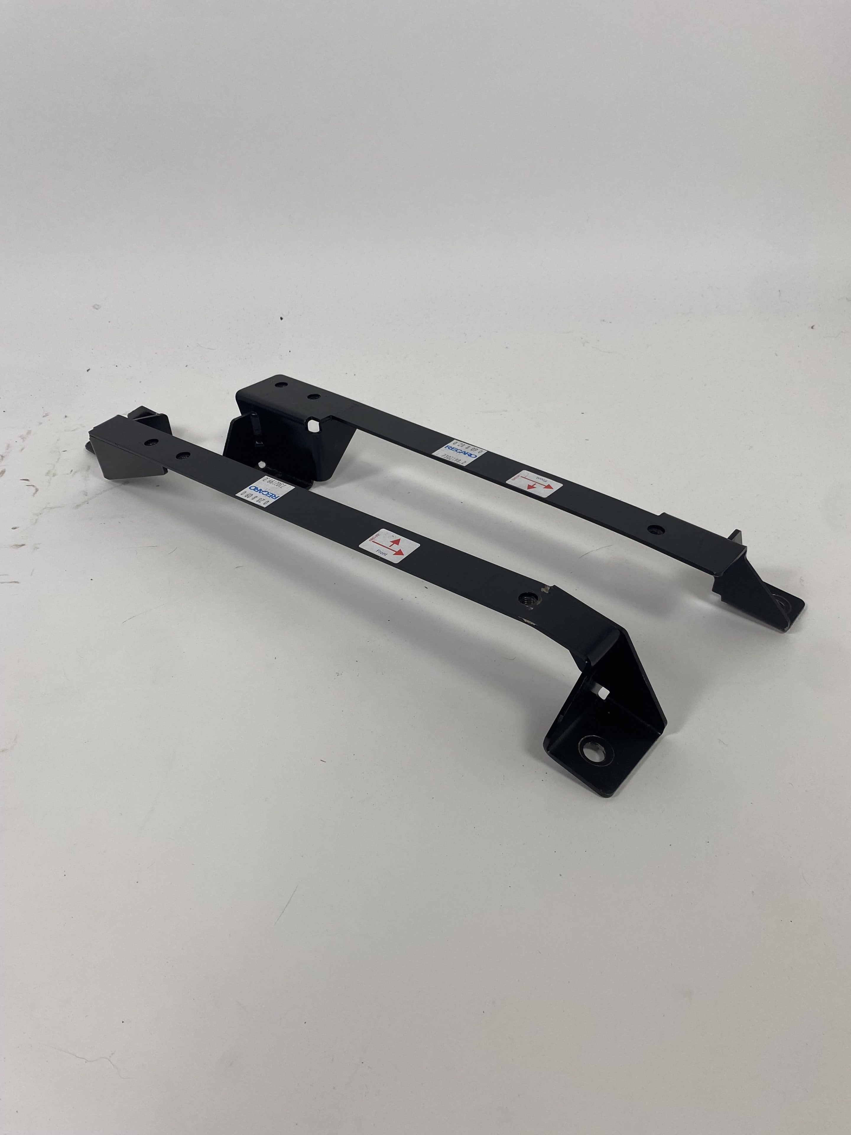 RECARO Built-in console Ford Focus C-MAX Right order online at Carseatz