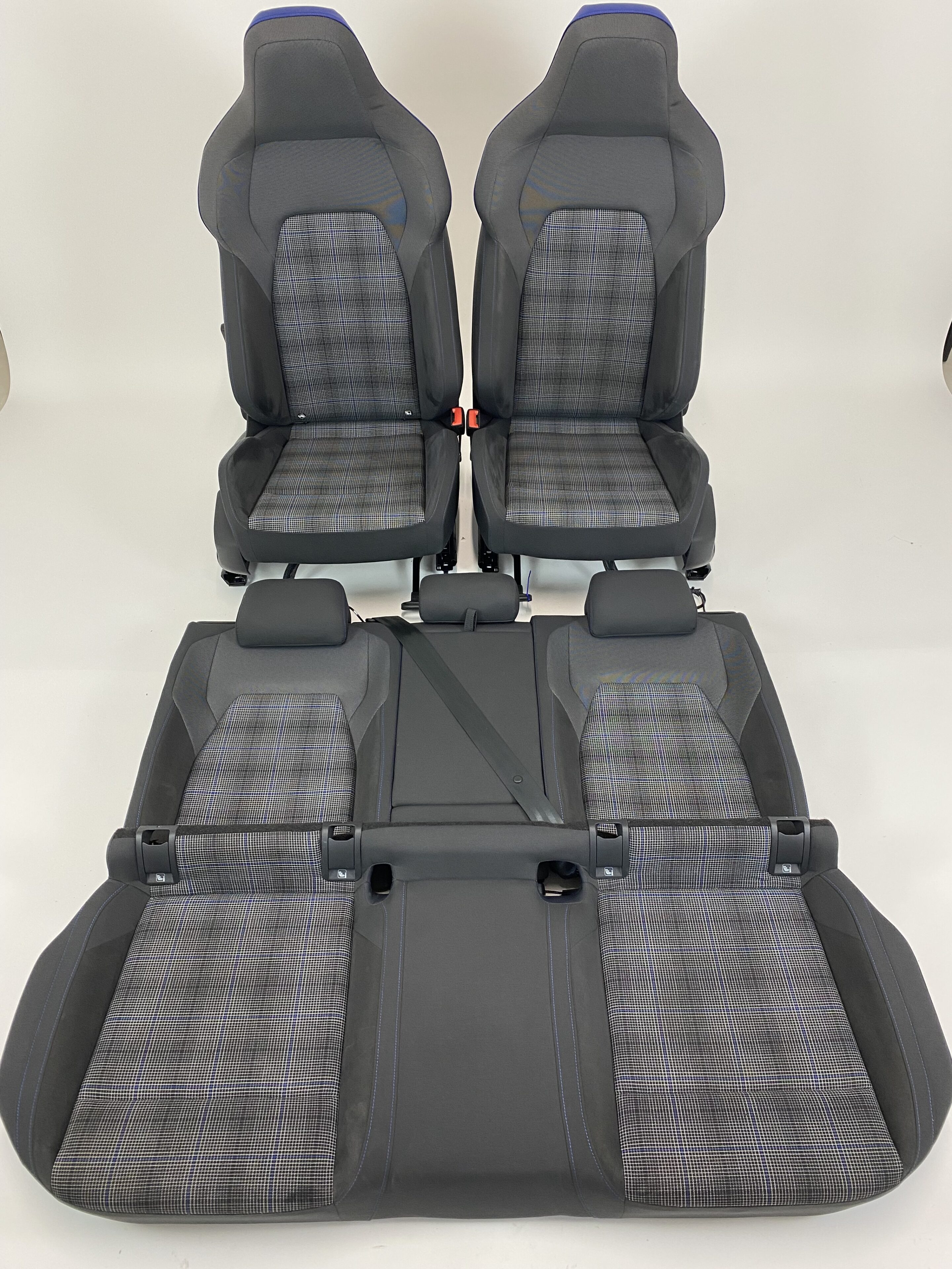 Interior VW Golf 8 GTE Fabric/Alcantara Blue/Black/Grey online at Carseatz