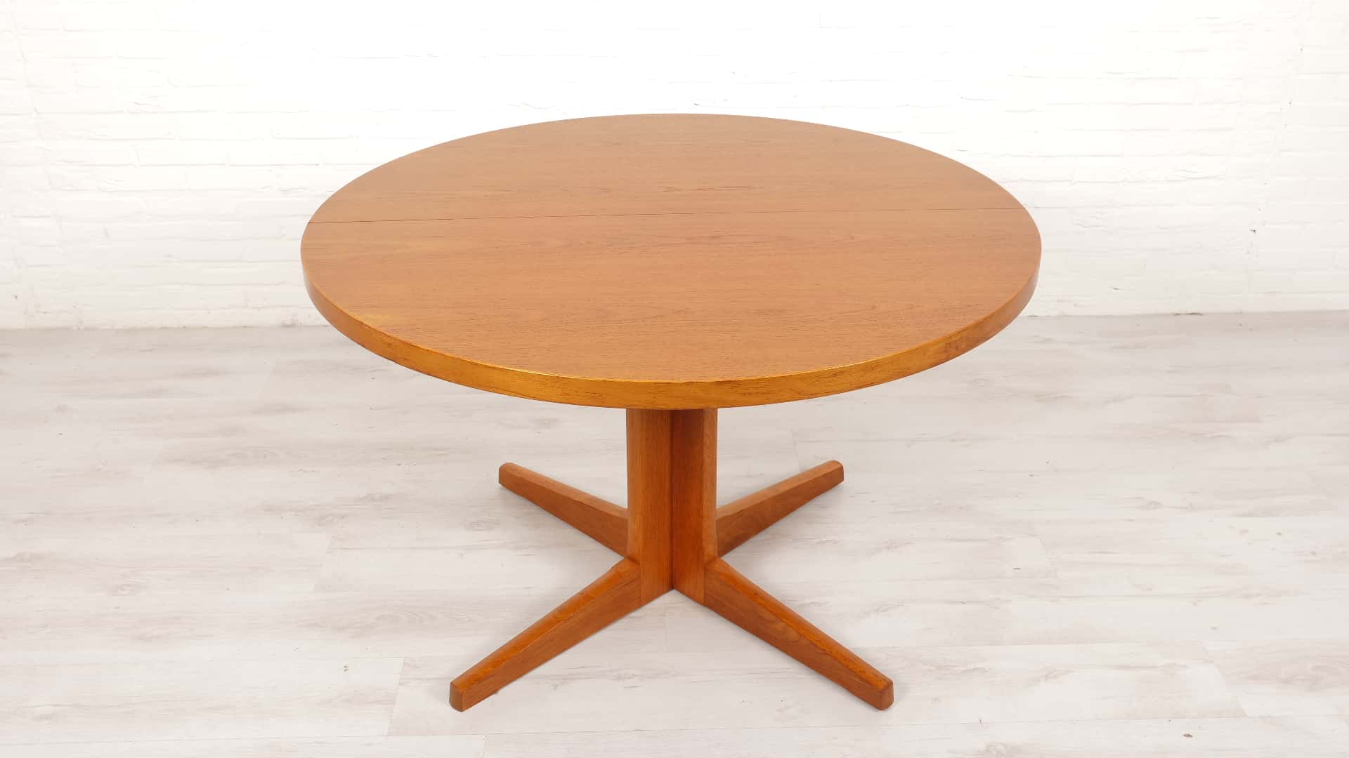 Vintage ronde eettafel | Teak | Uitschuifbaar | 115 cm online bestellen ...