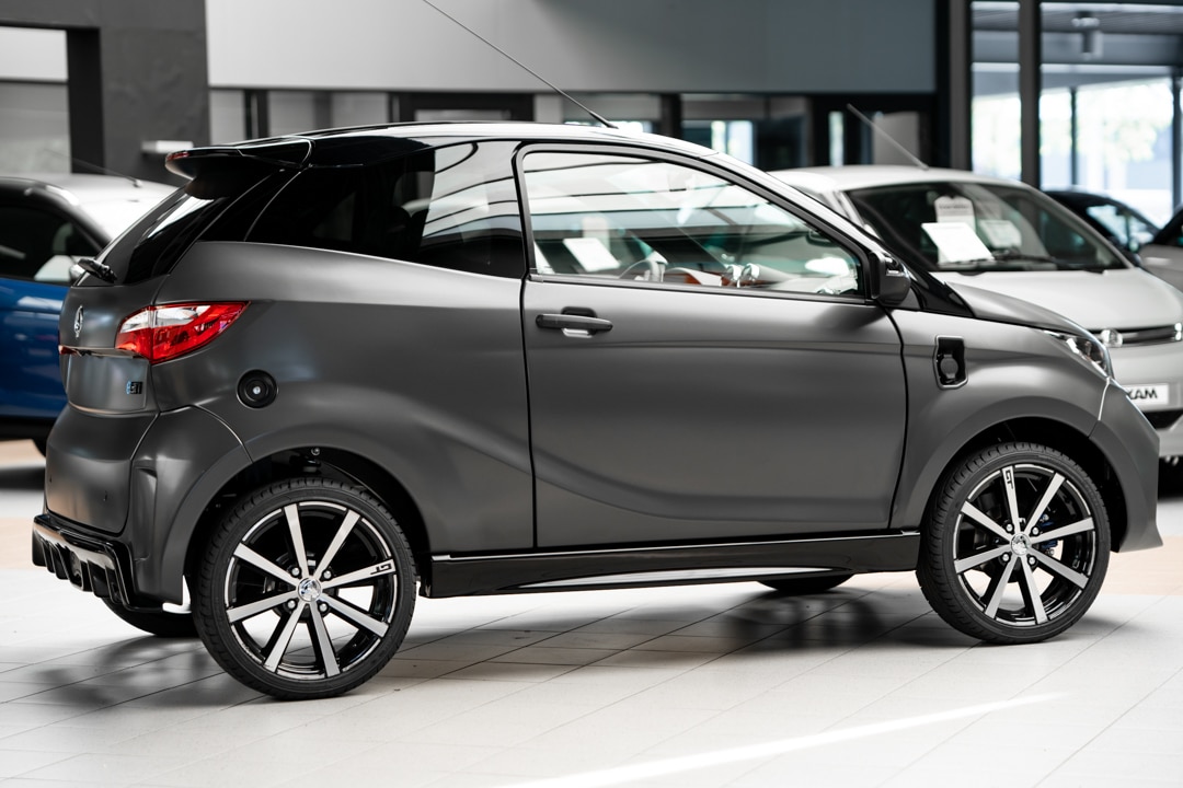 Aixam eCoupe GTI 48V emotion 2023 Brommobiel nieuw Staalgrijs mat ...