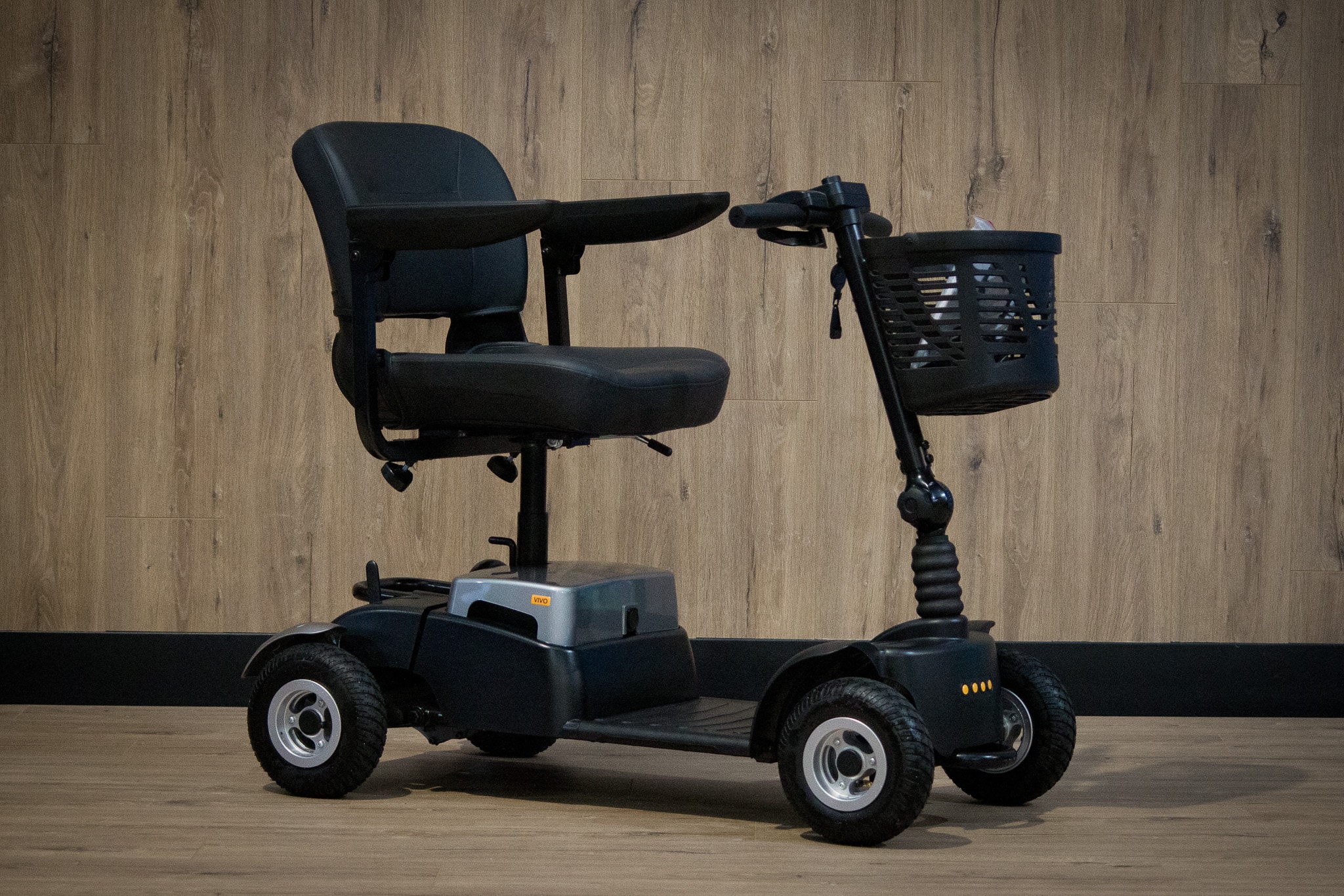 Life & Mobility Vivo Scootmobiel demo model koopt u bij De Graaf Mobiliteit