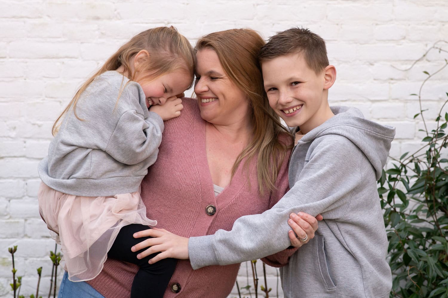 Lifestyle babyshoot gezin fotograaf Den Haag | Family shoot expats ...